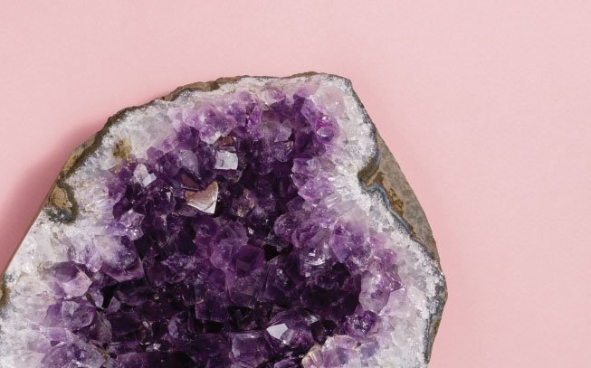 Os cristais chegaram à beleza e vão melhorar a nossa rotina diária